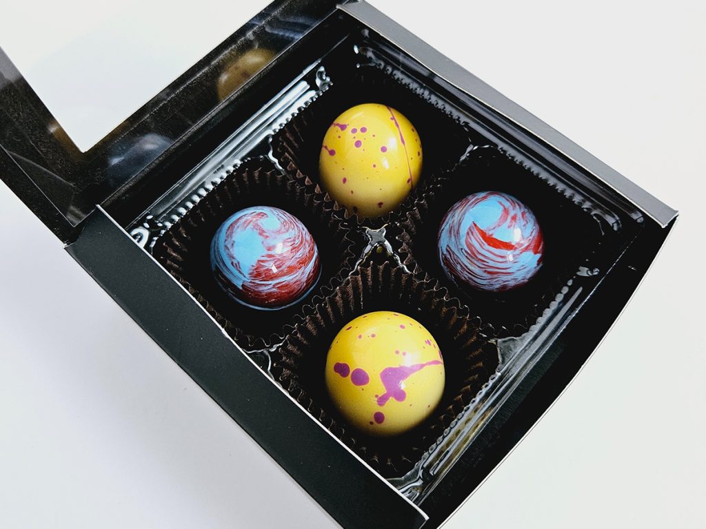 Boîte de 4 chocolats au choix – Chocolat comme ça!